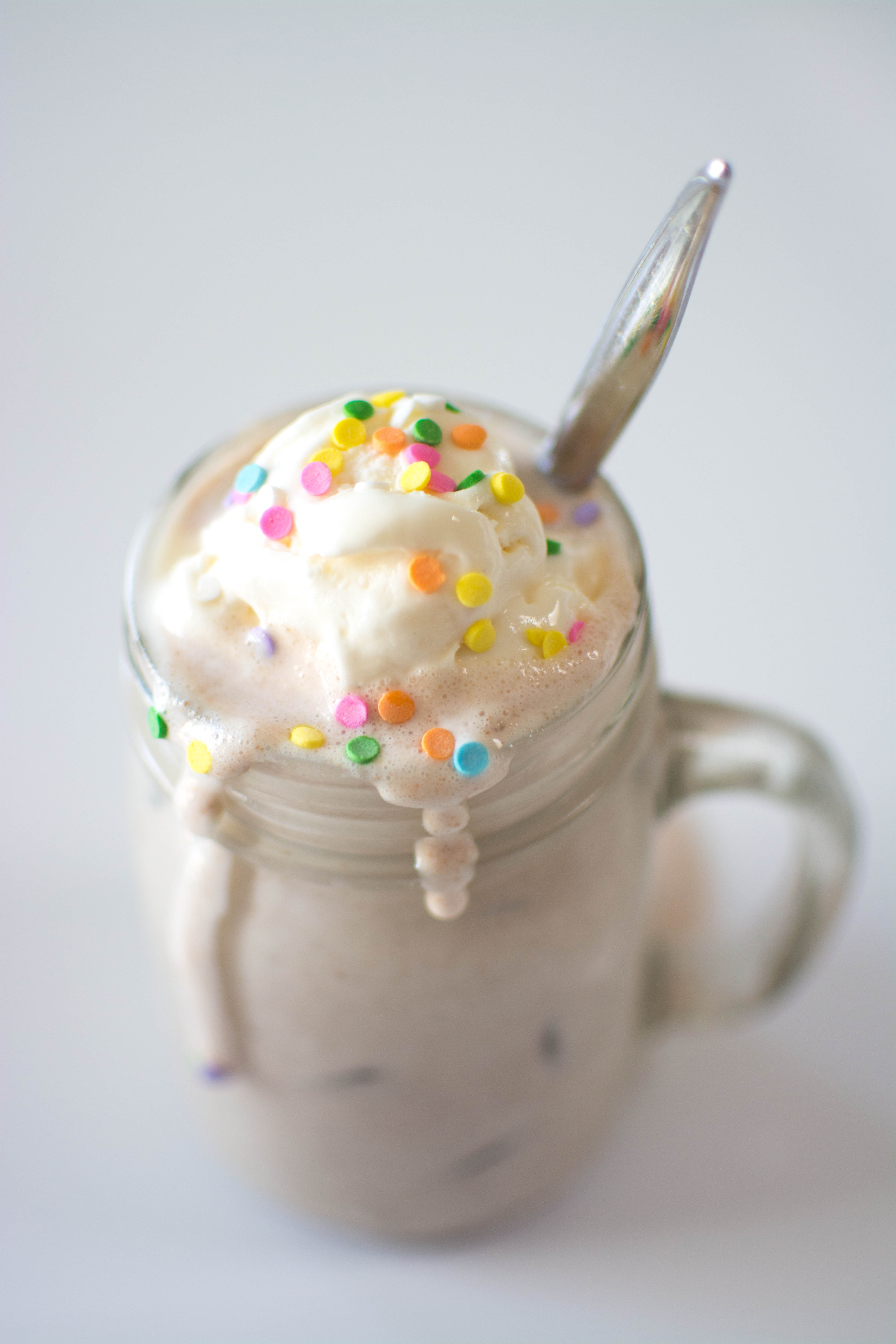 Easter Milkshake - TWINKLE TWINKLE LITTLE PARTY